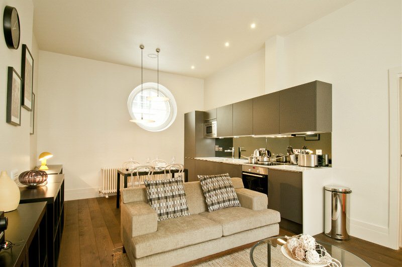 Cheval Three Quays Luxury London Holiday Apartments - London Serviced ...